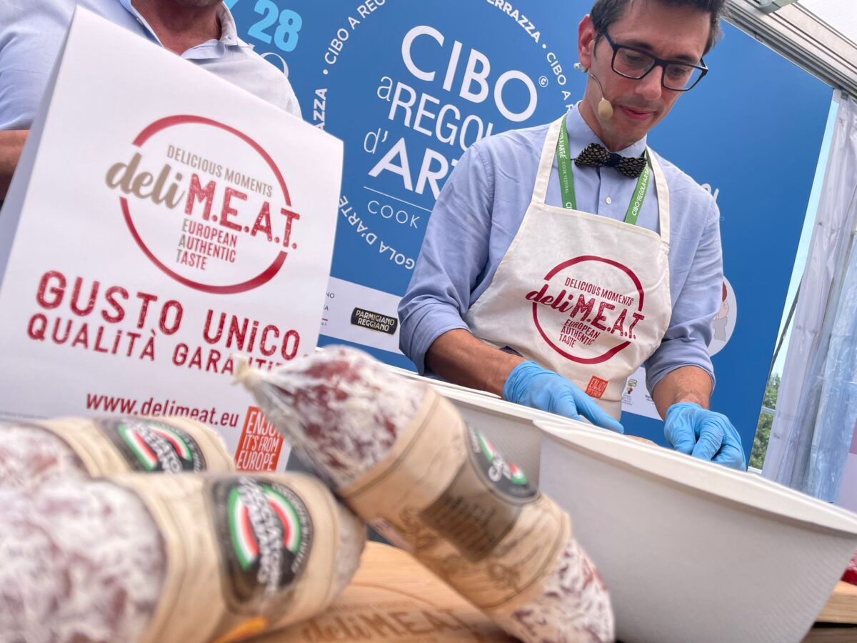 SALAMINI ITALIANI ALLA CACCIATORA DOP E MORTADELLA BOLOGNA IGP ...